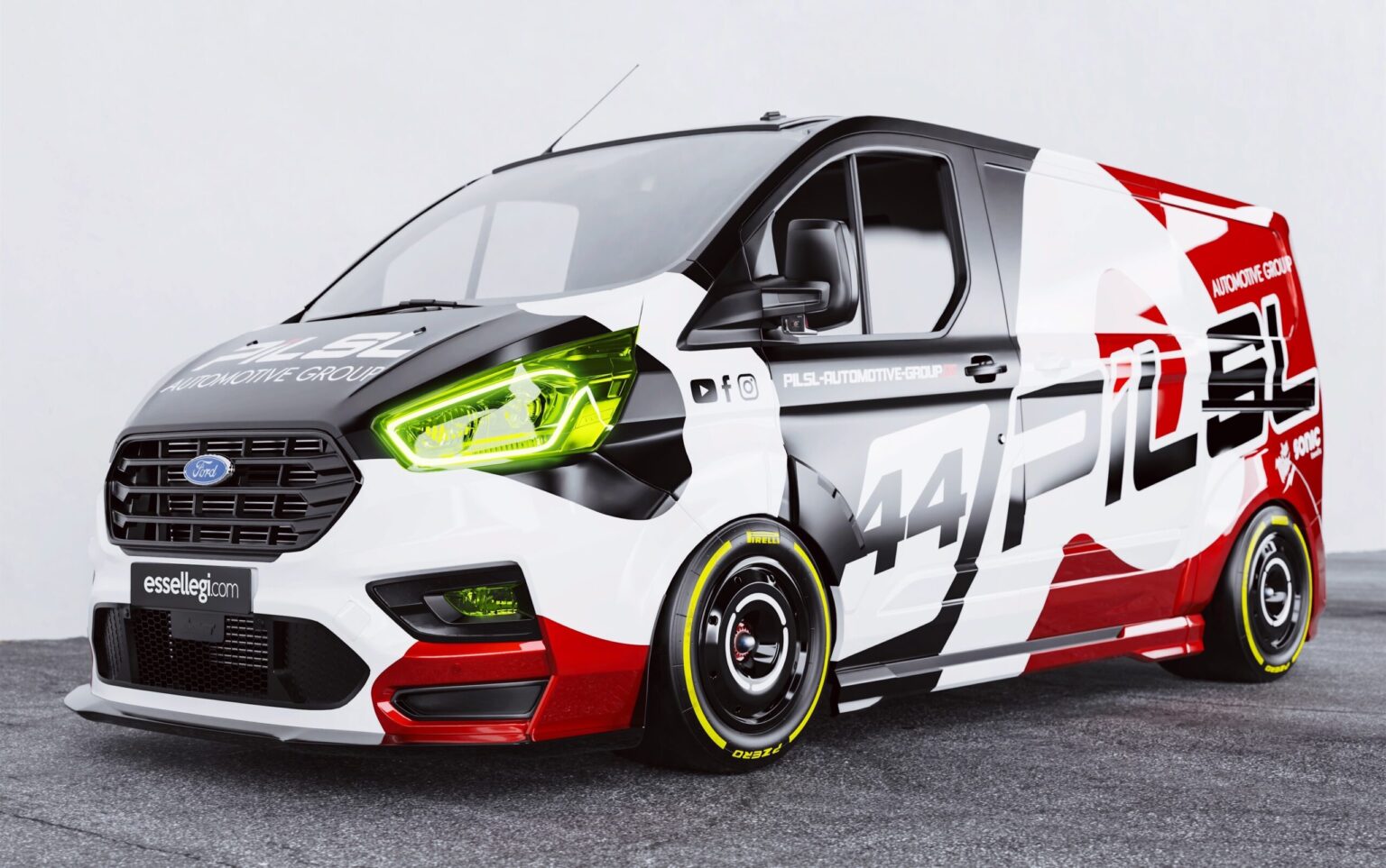 Best Transit Custom Wrap for Car Parts Shop by essellegi.com